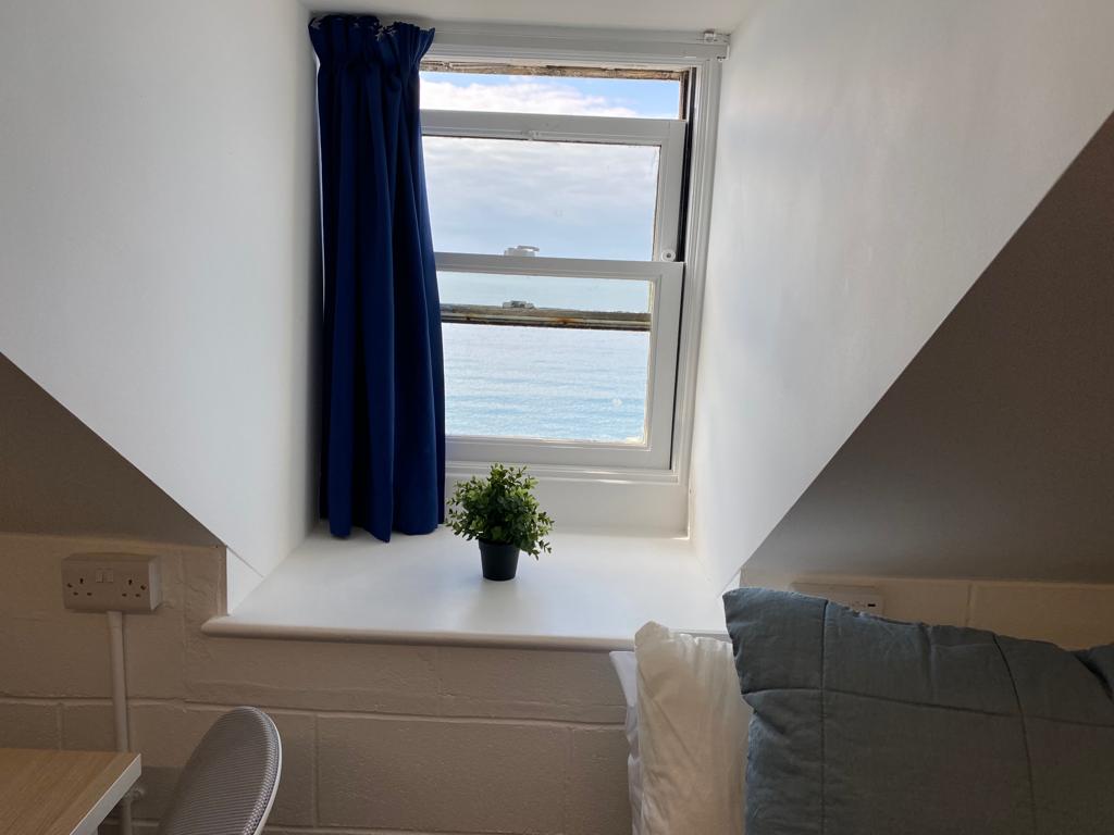 Student Living - Pobl